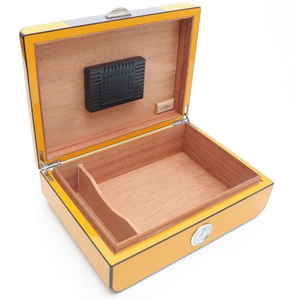 SAVINELLI - Yellow Lacquered Humidor in Carbon Fiber